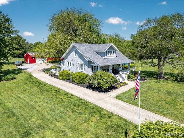 545 Richter Hl, Collinsville, IL 62234