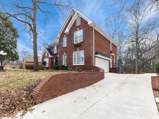 545 Ridgecrest Dr