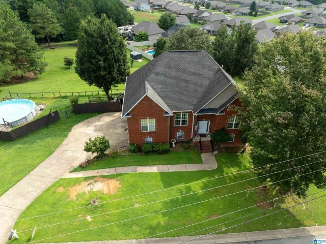 545 Woodland Terrace