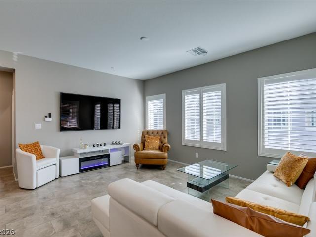 545 Teovani Street 1026