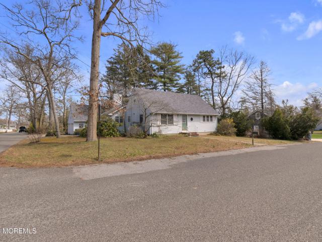 545 Tiller Avenue