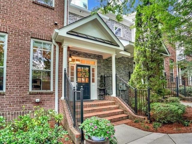 5464 Glenridge Vw NE, Sandy Springs, GA 30342