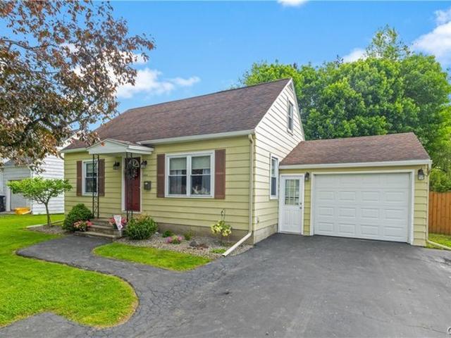 5464 Kenwood Rd, Marcy, NY 13403