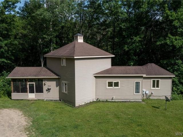 5464 Partridge Hill Rd, Great Valley, NY 14741