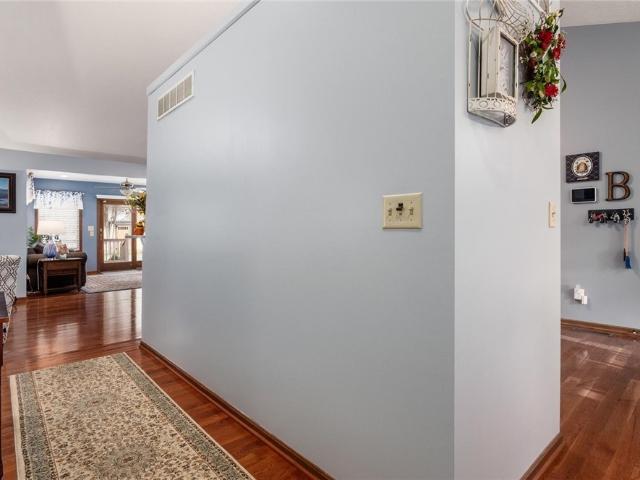 5465 Airwood Drive