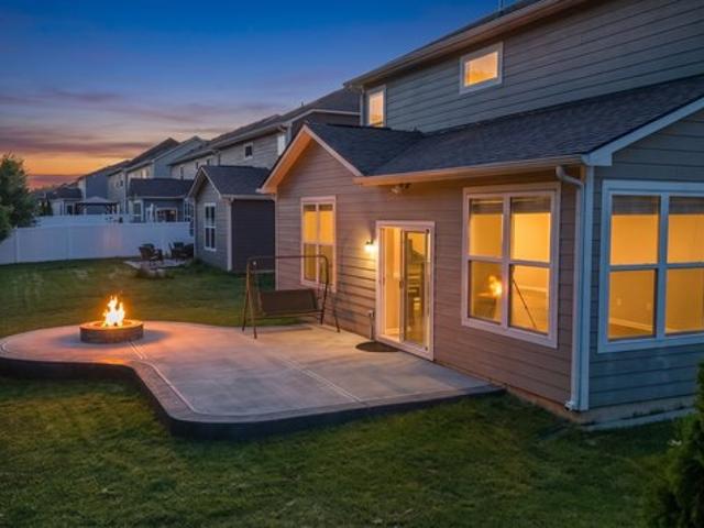 5465 Dunhaven Rd, Noblesville, IN 46062