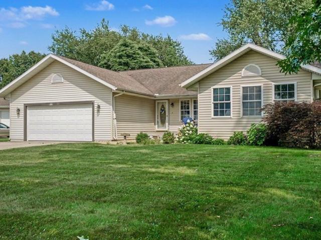 54672 Harmony Ln, Elkhart, IN 46514