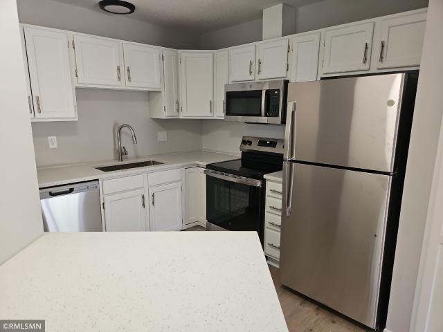 5467 Upper 182nd Street W