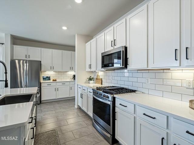 5467 W San Francisco Trl, Tucson, AZ 85742
