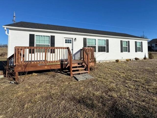 54684 Foxfire Cir, Milan, MO 63556