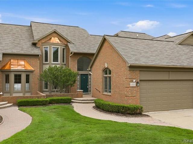 54698 Bellingham Dr Unit 56, Shelby Township, MI 48316