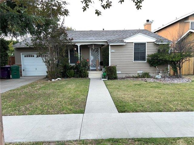 5469 E Garford St, Long Beach, CA 90815