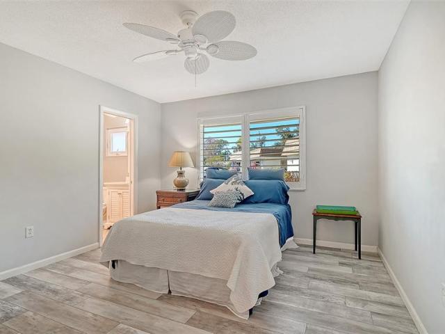5469 Riverbluff Cir, Unit 42, Sarasota, FL 34231 | MLS #A4683