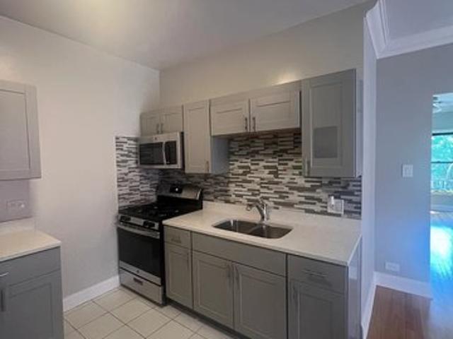 5469 S Everett Ave, Chicago, IL 60615