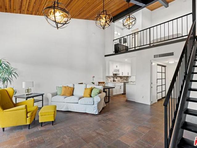 5460 White Oak Ave #E316, Encino, CA 91316