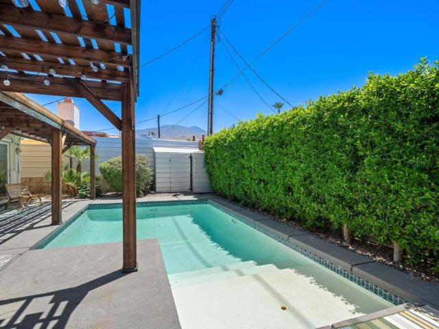 54621 Avenida Juarez
