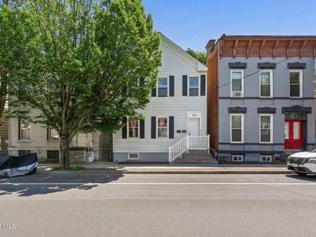 546 2nd St, Troy, NY 12180