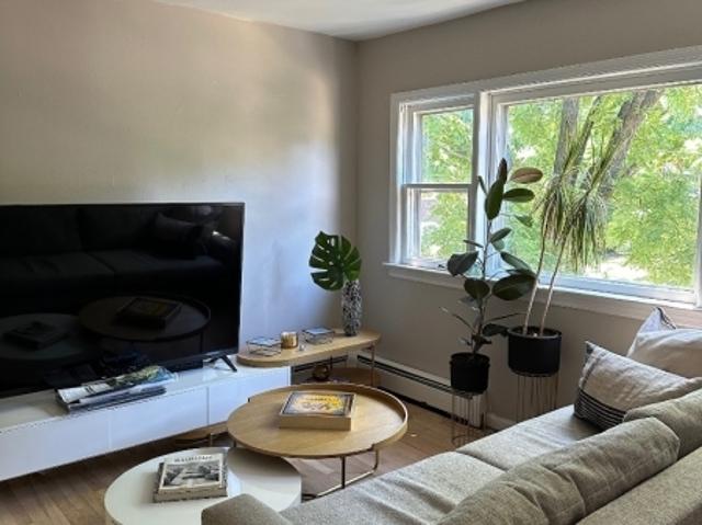 546 4th Ave # 2
