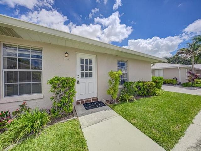 546 Covered Bridge Blvd Unit A, Lake Worth, FL 33467