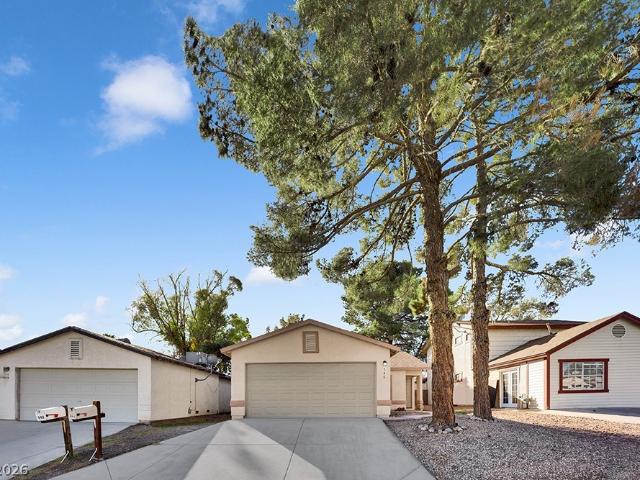 546 Grimsby Ave, Henderson, NV 89014 | MLS #2768 | Compass