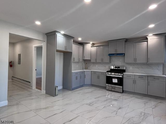 546 E 25Th St # 2