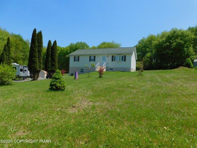 546 Frantz Rd, Brodheadsville, PA 18322