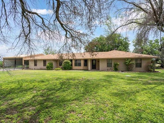 546 Sage Hill Dr, Del Rio, TX 78840