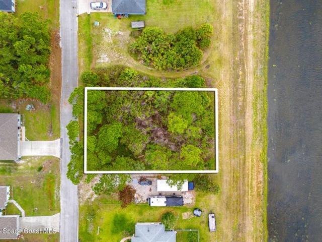 546 Searle Ave SW, Palm Bay, FL 32908