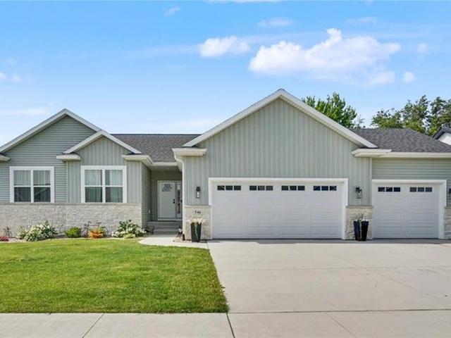 546 Spring Meadow Dr NE, Mount Vernon, IA 52314