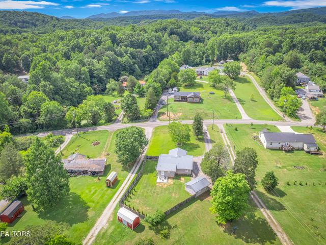 546 Pine Ridge Rd