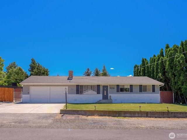 546 Rolfs Ct, East Wenatchee, WA 98802
