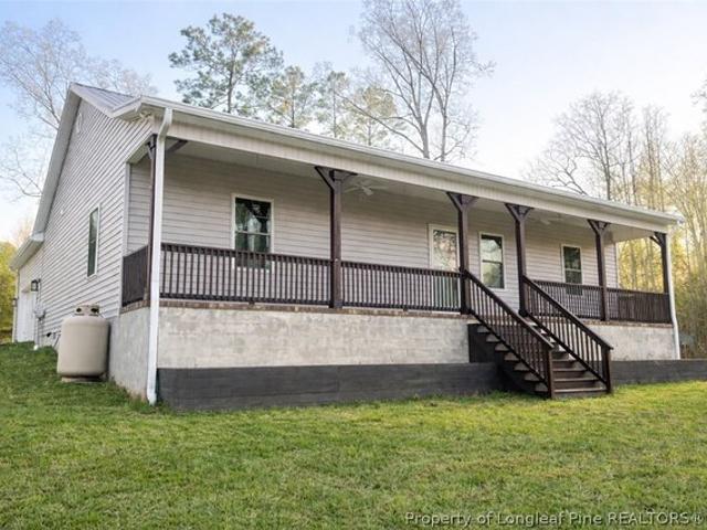 546 Rubicon Rd, West End, NC 27376