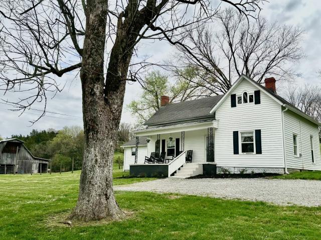 546 W Old Alexandria Rd