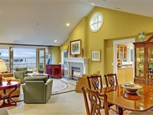 546 Wood Ave SW Unit 3K, Bainbridge Island, WA 98110