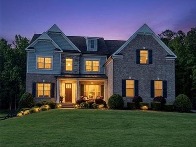 5475 Summit Oak Dr, Alpharetta, GA 30004