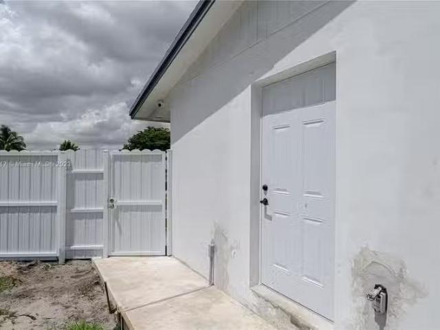 54778160 3217 Nw 202nd Ln #2