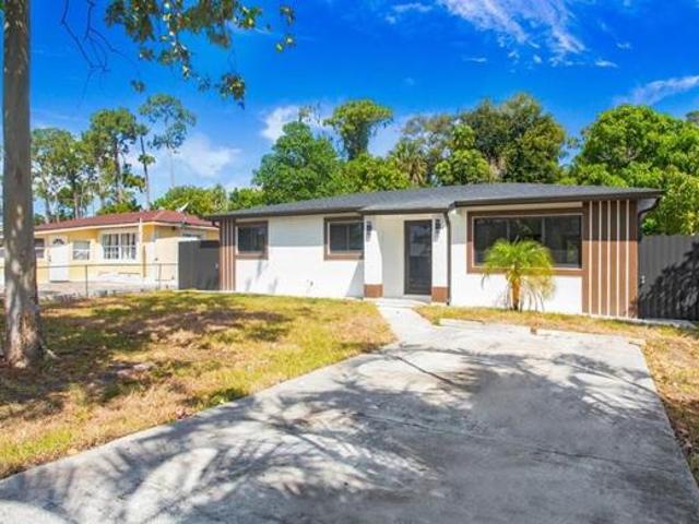 5477 Martin St, Naples, FL 34113