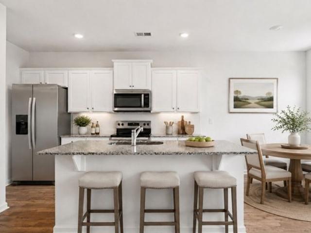 5477 Cypress Cir, South Fulton, GA 30349