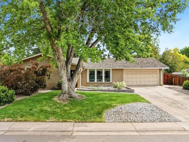 5477 W Hinsdale Pl, Littleton, CO 80128