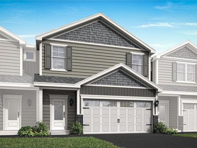 5479 Fall Meadow Trl, North Branch, MN 55056