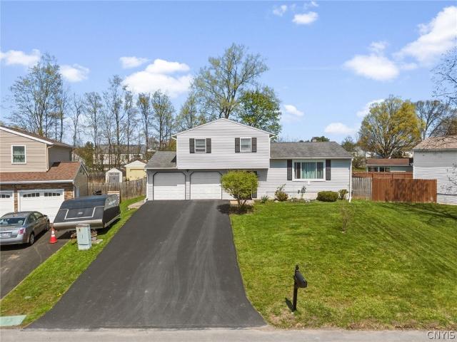5470 Tourmaline Drive