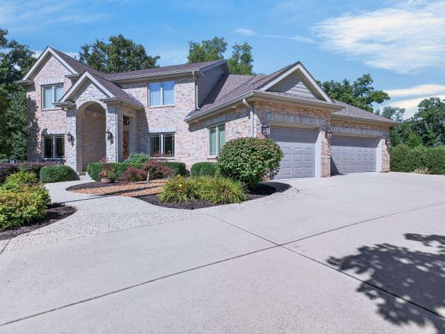 5472 Woodland Way