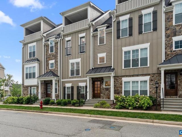 5473 Golf Dr