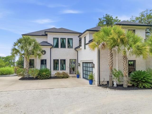 547 Bannockburn Rd, Pawleys Island, SC 29585