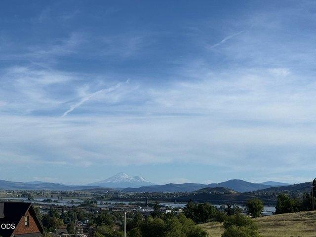 547 Bella Vista Loop, Klamath Falls, OR 97601