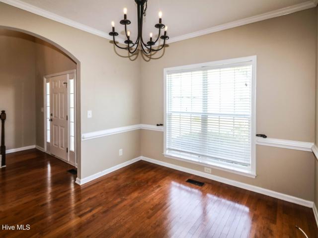 547 Great Falls