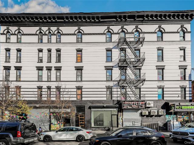 547 E 137th Street
