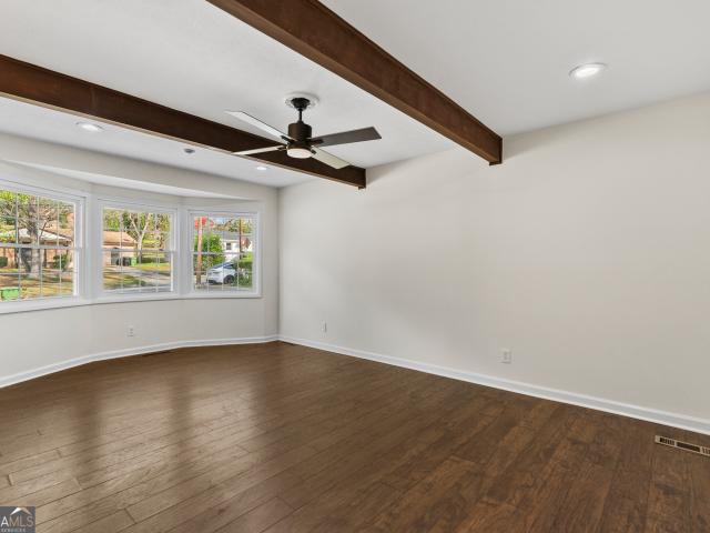 547 Fair Oaks Drive