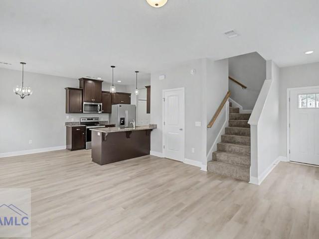 547 Fairview Circle