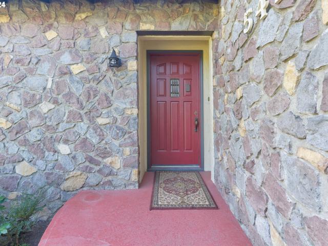 547 oakdale dr